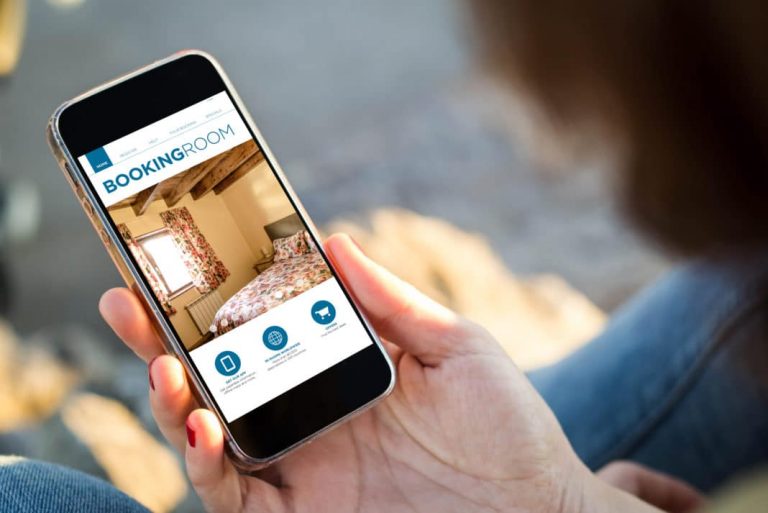 Hopper Clone : Make travel bookings easy through an app like Hopper